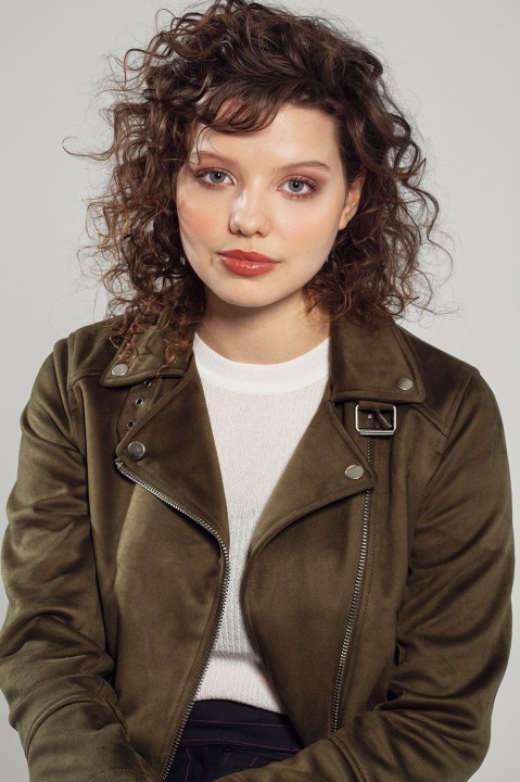 Chloë Levine Exclusive Portraits – Hollywood Life