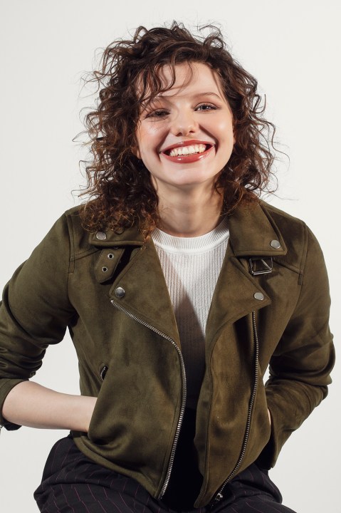 Chloë Levine Exclusive Portraits – Hollywood Life