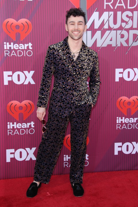 MAX — Photos Of The Singer – Hollywood Life