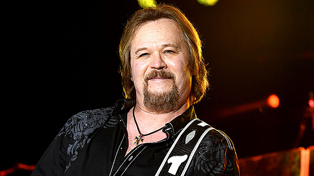 Who Is Travis Tritt? Facts About Country Singer On ‘The Voice’ Finale ...