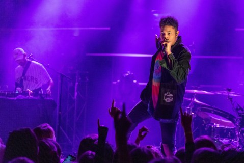 Bryce Vine: PICS – Hollywood Life