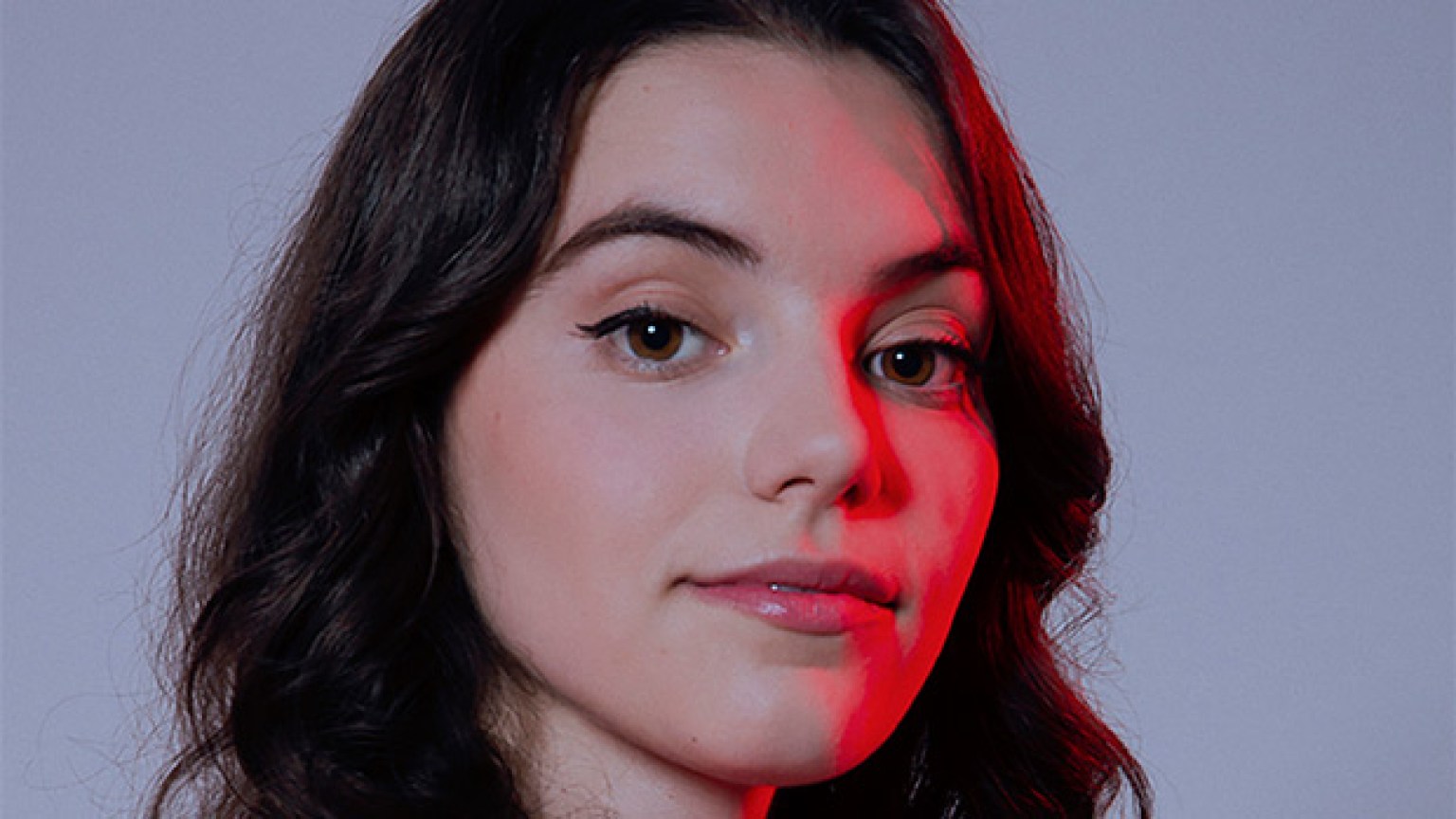 ‘Stranger Things’ Star Francesca Reale Talks Heather In Season 3 ...