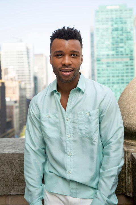 Dyllón Burnside — Exclusive Portraits – Hollywood Life