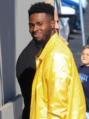 Bryson Tiller: Photos Of Singer – Hollywood Life