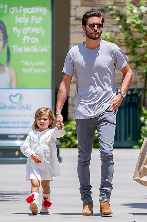 Scott Disick & Daughter Penelope: Photos Of The Duo – Hollywood Life