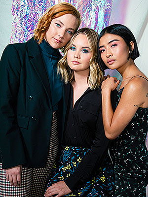 ‘Light As A Feather’ — Exclusive Portraits – Hollywood Life