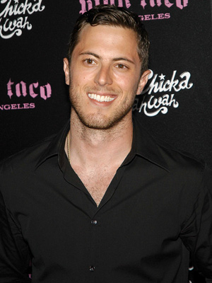 Harry Morton — Photos Of The Entrepreneur – Hollywood Life