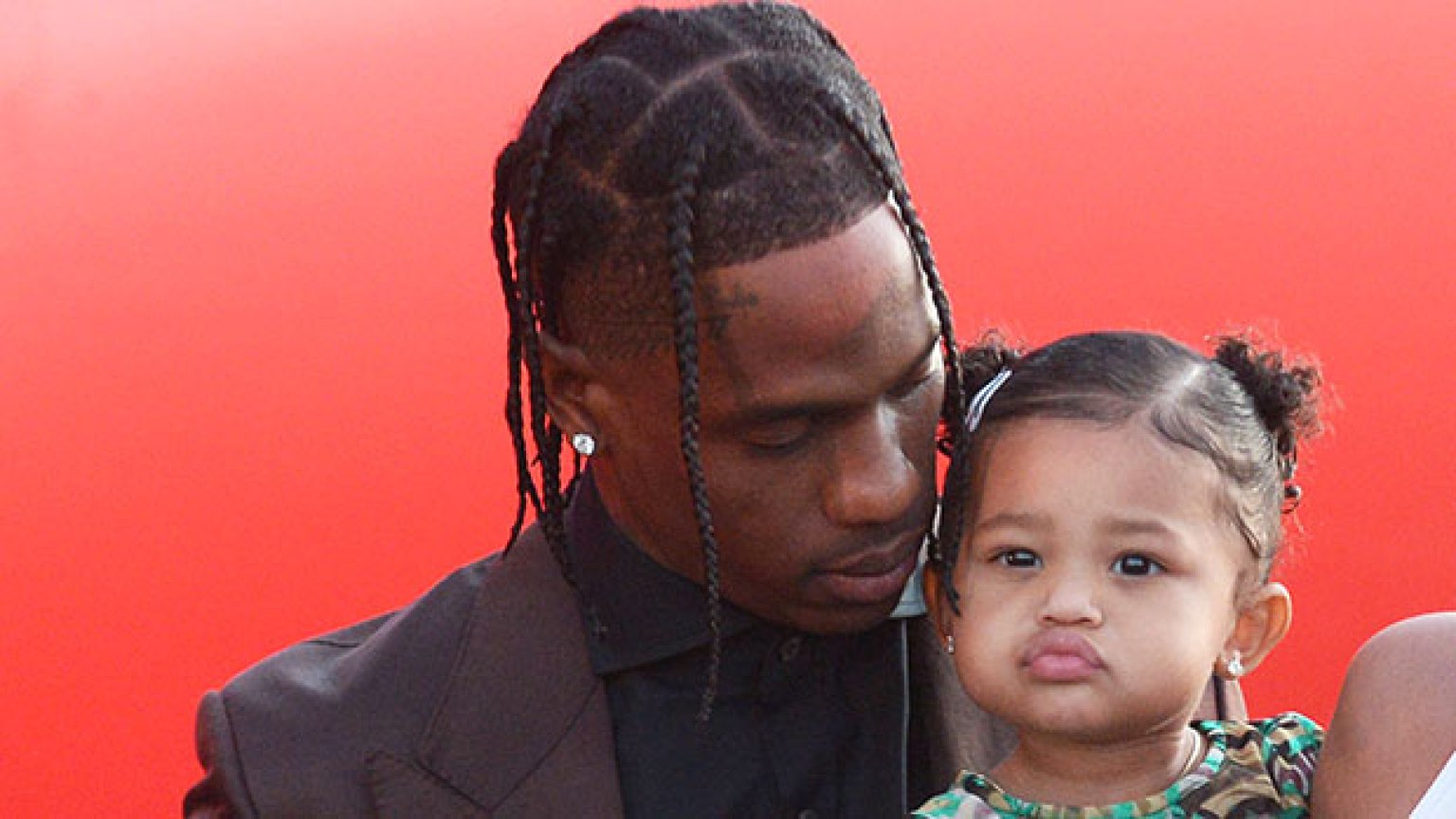 Stormi Webster’s Braids: Matches Travis Scott’s Hair In Cute Photos ...