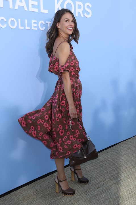Sutton Foster: Photos of the Actress & Hugh Jackman’s Girlfriend ...