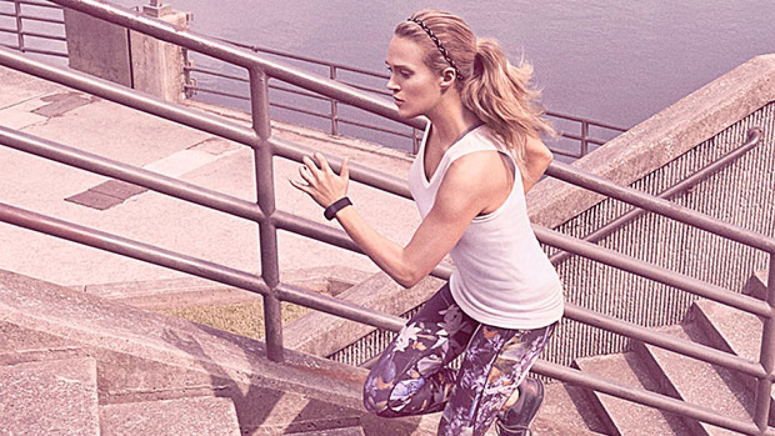 Carrie Underwood’s Workout Secrets & Diet Tips – Hollywood Life