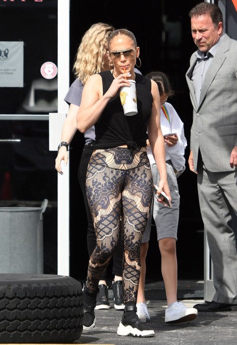 Jennifer Lopez Looking Fit For Her Workouts At The Gym: Pics ...