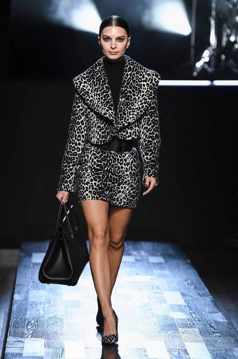 Models In MIni Dresses On the Runway: Photos Of The Trend – Hollywood Life