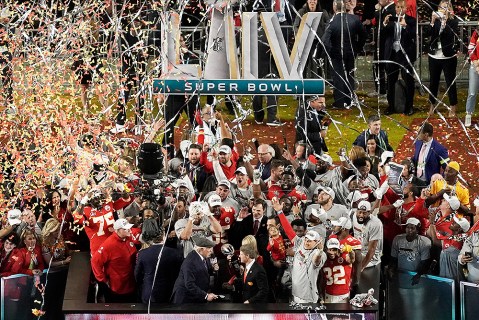 Super Bowl 2020: Photos Of The Game’s Biggest Moments – Hollywood Life