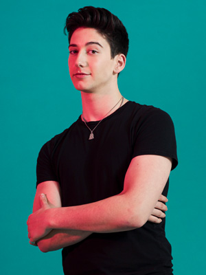 Milo Manheim — Exclusive Portraits – Hollywood Life