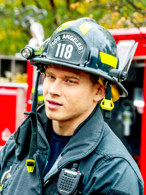 ‘9-1-1’: Photos Of The First Responders Drama – Hollywood Life