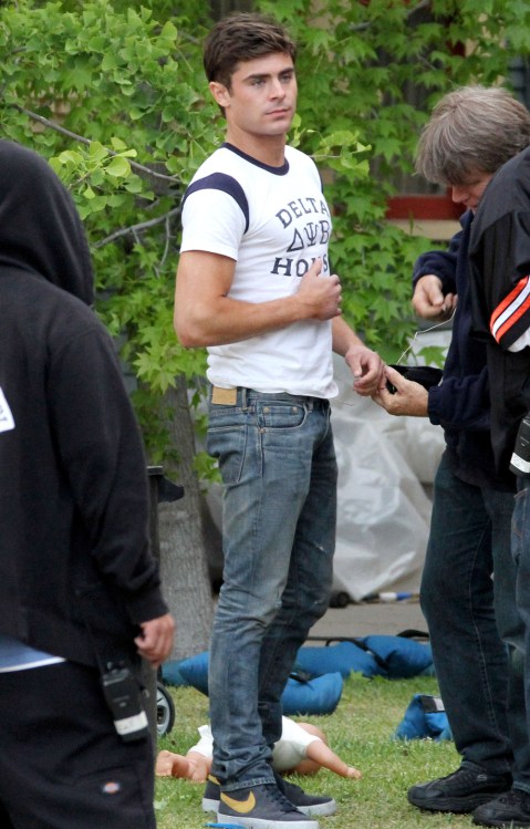 Zac Efron Then & Now: Photos of the Actor Over the Years. – Hollywood Life