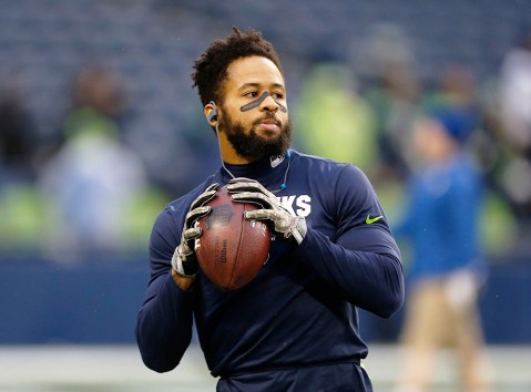 Earl Thomas: Photos Of The NFL Player – Hollywood Life