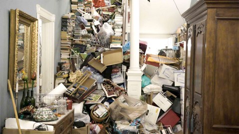 ‘Hoarders’ — Photos – Hollywood Life