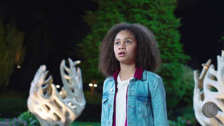 ‘Upside-Down Magic’ New Trailer: Nory Uses Her Powers To Save Sage ...