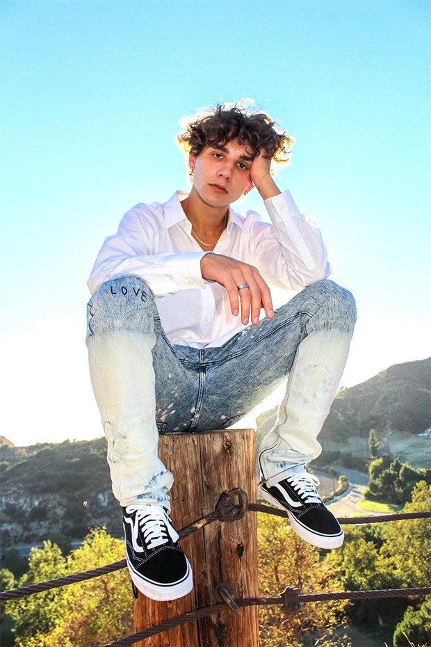 Finn Matthews Interview: Singer Talks Rick Ross, New ‘IDK’ Song & More ...