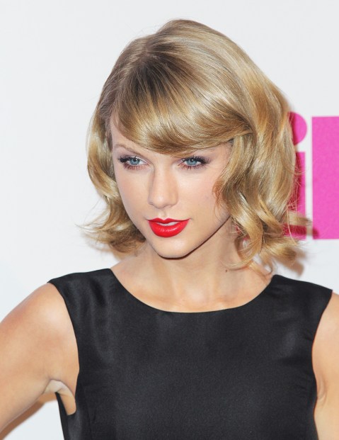 Taylor Swift’s Hair Evolution: Photos Of Her Locks Over The Years ...
