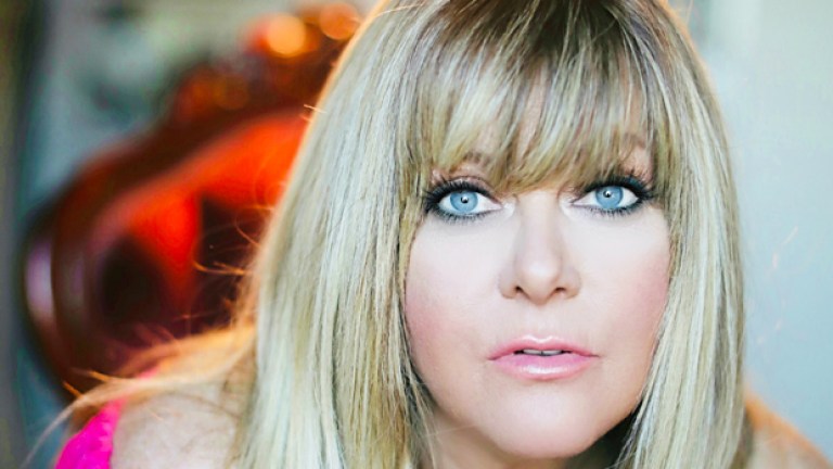 Jamie O’Neal Releases New Album ‘Sometimes’: Interview – Hollywood Life