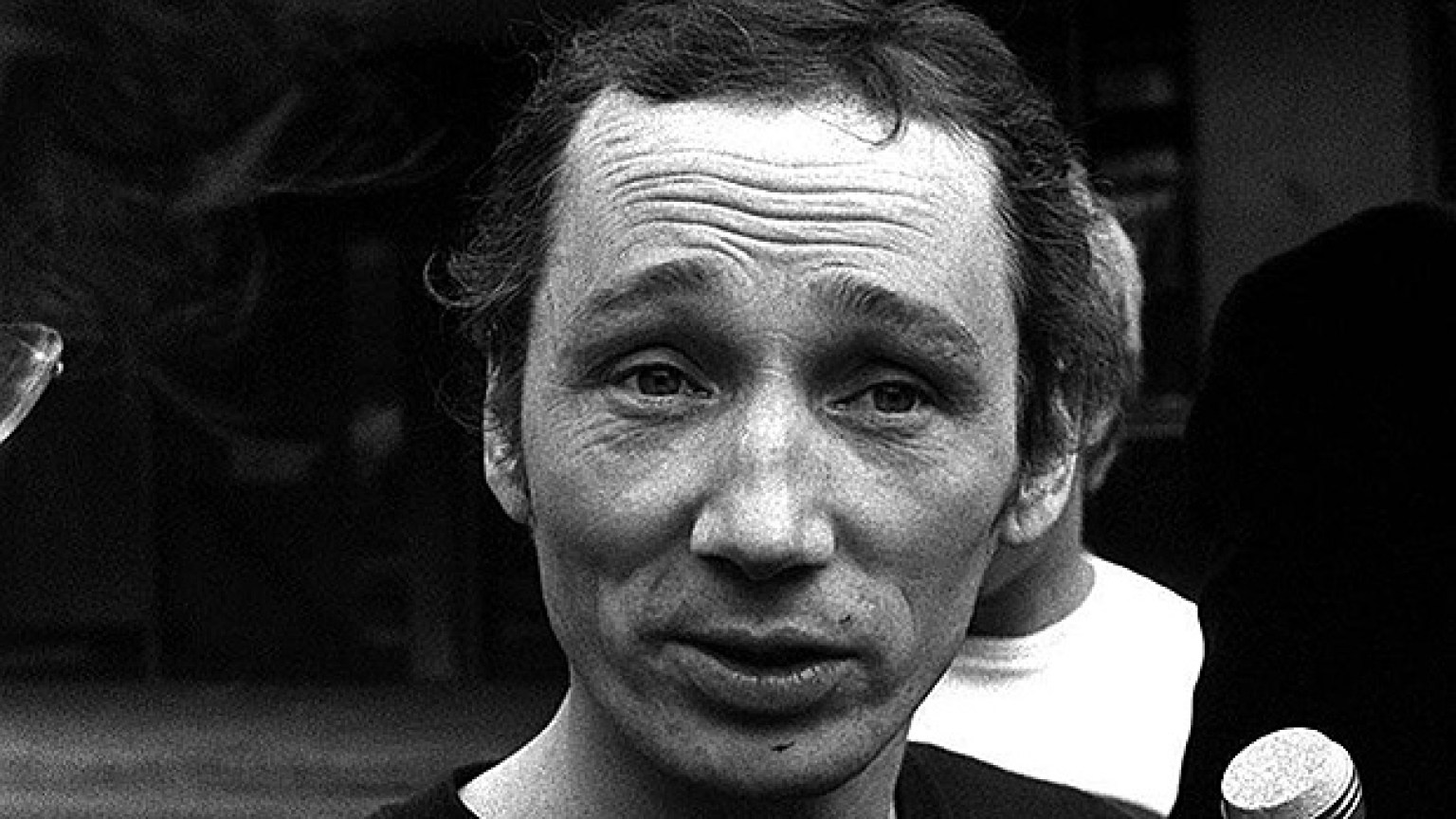 Who Is Michael Fagan? About The Man Who Broke Into The Queen’s Bedroom ...