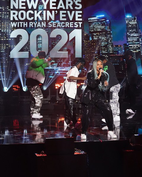 Celebrities On New Year’s Eve 2021: See Your Favorite Stars Celebrate ...