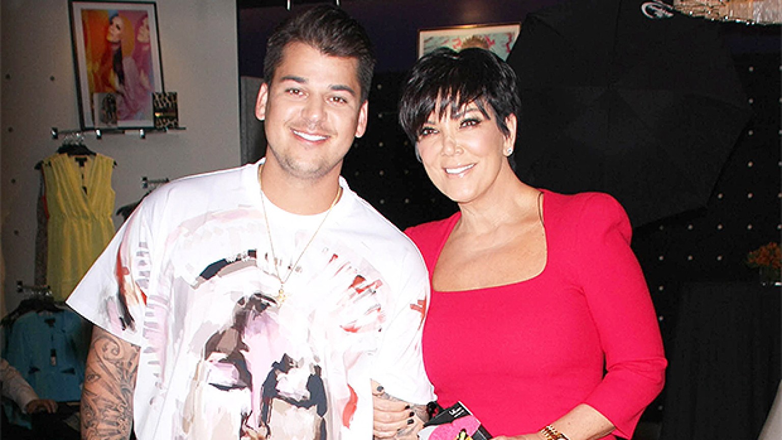 Rob Kardashian Greets Kris Jenner At Airport In Rare Appearance | Pics ...