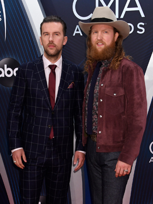 Brothers Osborne: Photos Of The Country Music Duo – Hollywood Life
