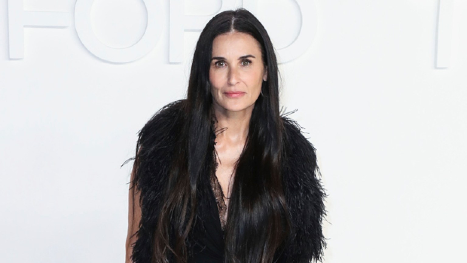 Demi Moore Shows Off Her Natural Face One Month After Fendi Show: Pic ...
