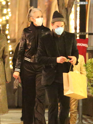 Keanu Reeves & Alexandra Grant: Photos Of The Couple – Hollywood Life