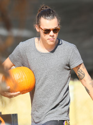 Celebrities With Man Buns: Pics – Hollywood Life