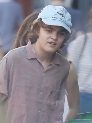 Jack Depp: See Pics Of Johnny Depp & Vanessa Paradis’ Son – Hollywood Life