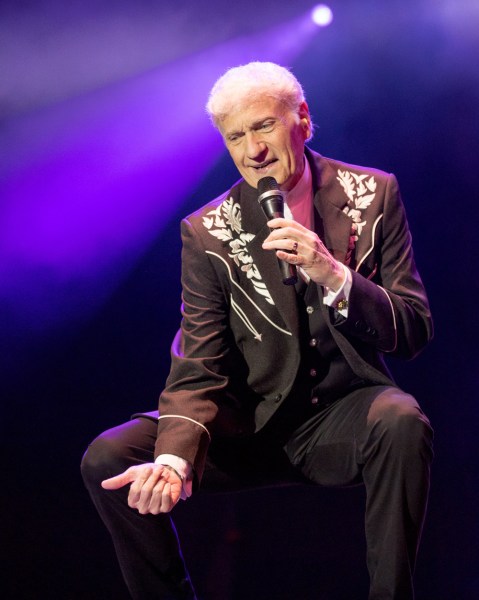Dennis DeYoung: Photos Of The STYX Co-founder & Classic Rock Legend ...