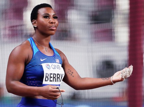 Olympian Gwen Berry: See Photos Of The Track & Field Star – Hollywood Life