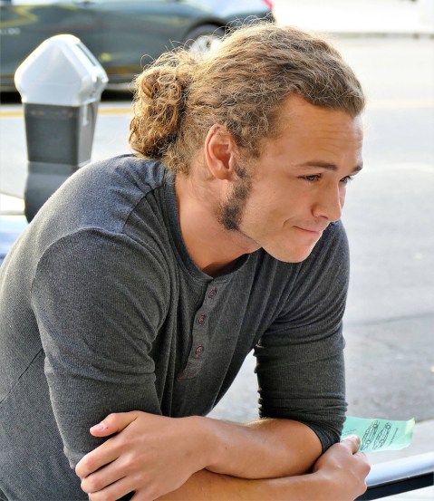 Jack Perry: Photos of Luke Perry’s Son – Hollywood Life