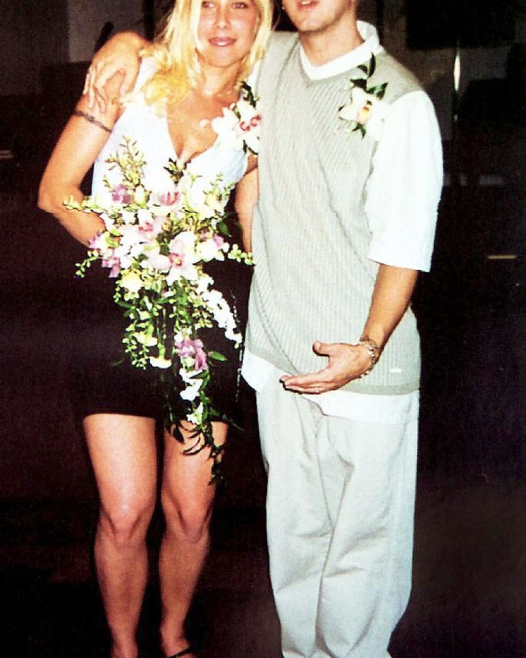 Eminem’s Ex Kim Scott Mathers Rocks Pixie Cut in Rare Outing ...