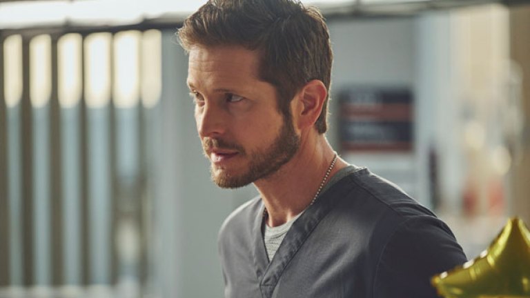 ‘The Resident’ EP On Nic’s ‘Complicated’ Exit, Conrad’s Future & More ...