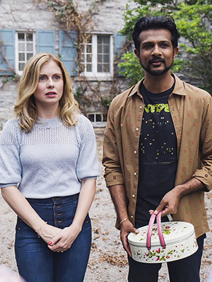 ‘Ghosts’ — Photos Of The Spooky CBS Comedy Series – Hollywood Life