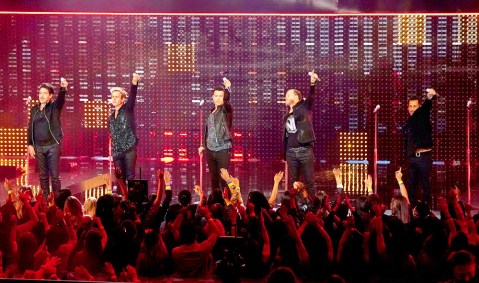 American Music Awards 2021: Photos From The AMAs – Hollywood Life