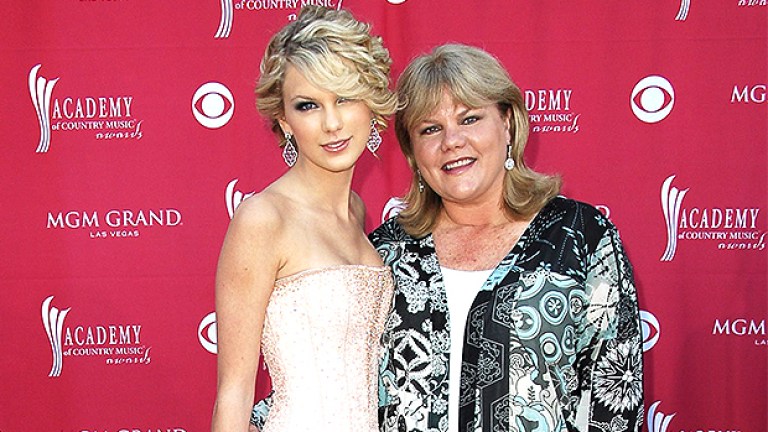 Taylor Swift’s Parents: Everything To Know About Her Mom & Dad ...