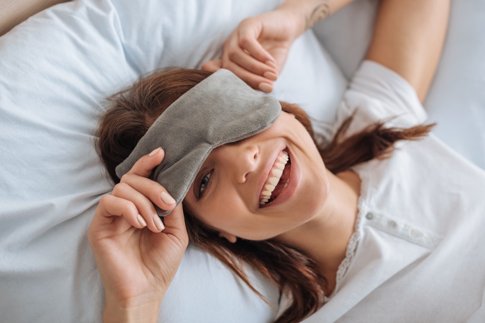 Hottest Weighted Sleep Masks in 2024 – Hollywood Life Reviews ...