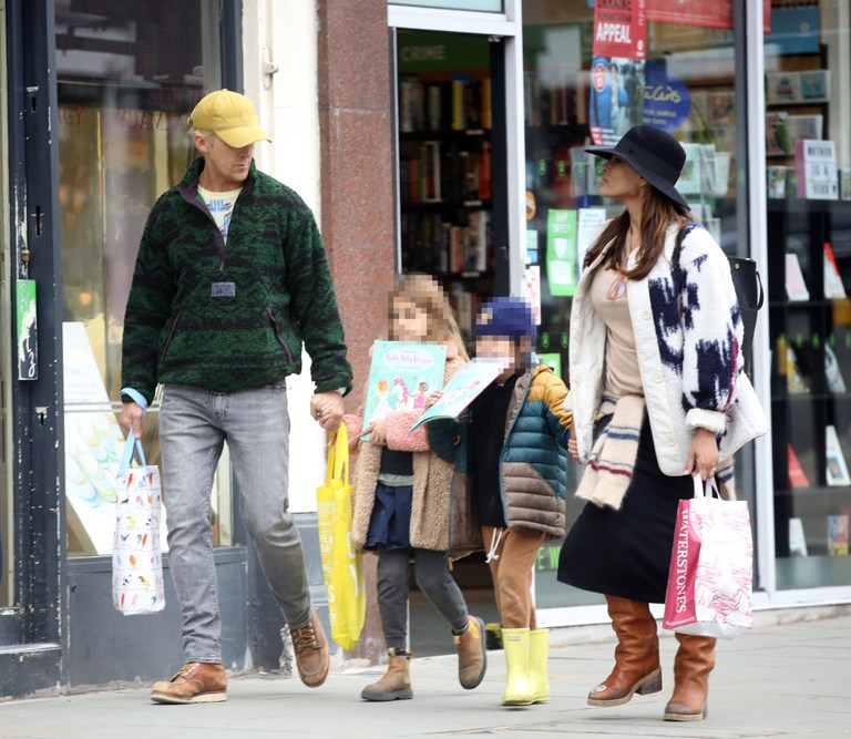 Ryan Gosling and Eva Mendes’ Kids: All About Their 2 Daughters ...