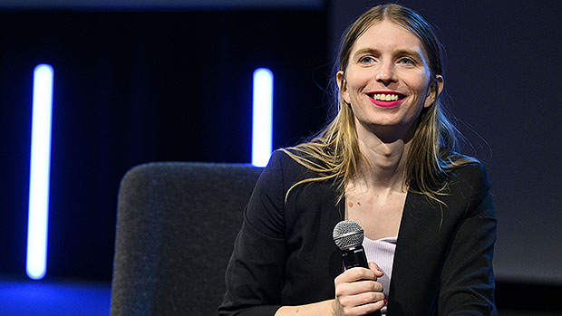Who Is Chelsea Manning? 5 Facts About Activist Dating Grimes ...