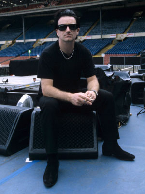 Bono Through The Years: Photos Of The U2 Singer – Hollywood Life