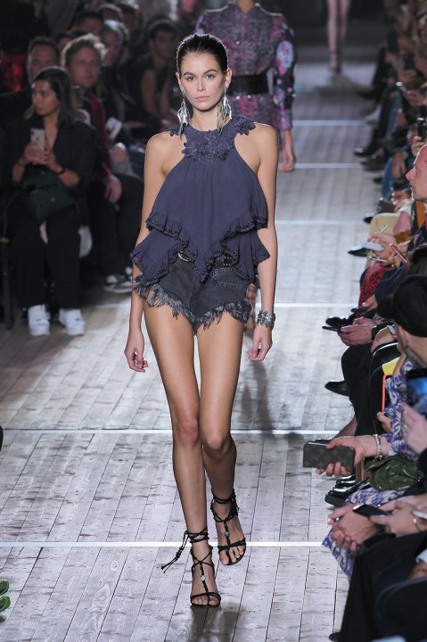 Models Wearing Shorts On The Runway: Photos – Hollywood Life