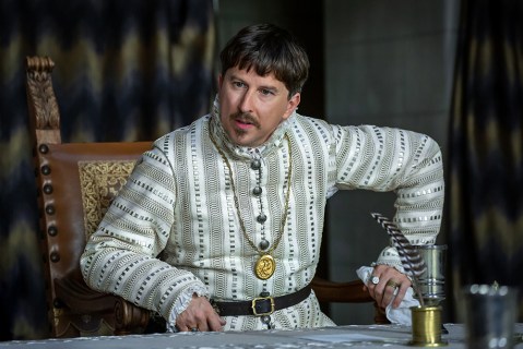 ‘The Serpent Queen’ Cast: Photos Of The Catherine De Medici Series ...