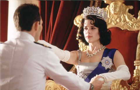 Every Actress Who Played The Queen: Photos – Hollywood Life