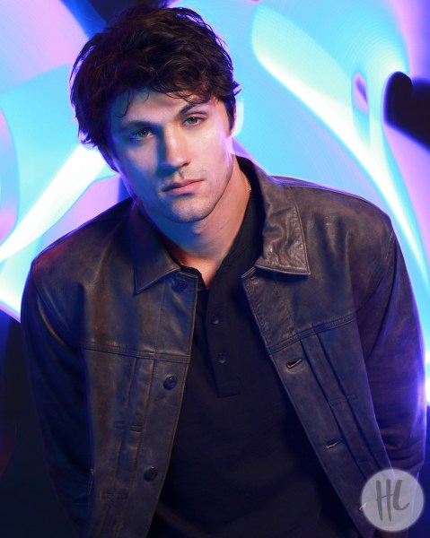 ‘The Winchesters’ Cast Exclusive NYCC Portraits: See The Photos ...